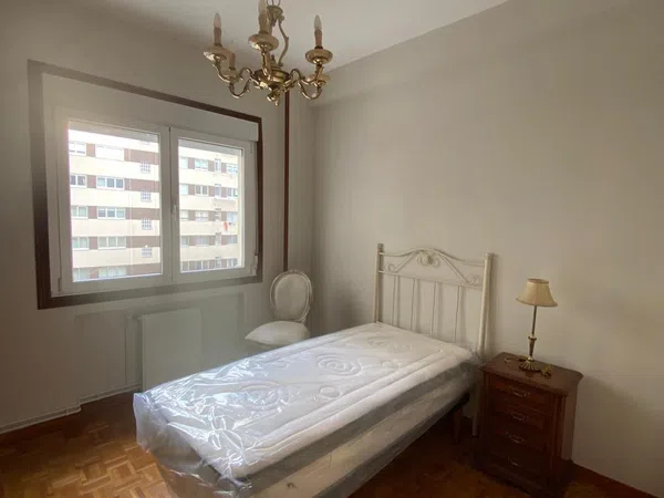 Alquiler de Piso en Calle Antonio Viñes, 20, A Coruña | 800 € | Kelify