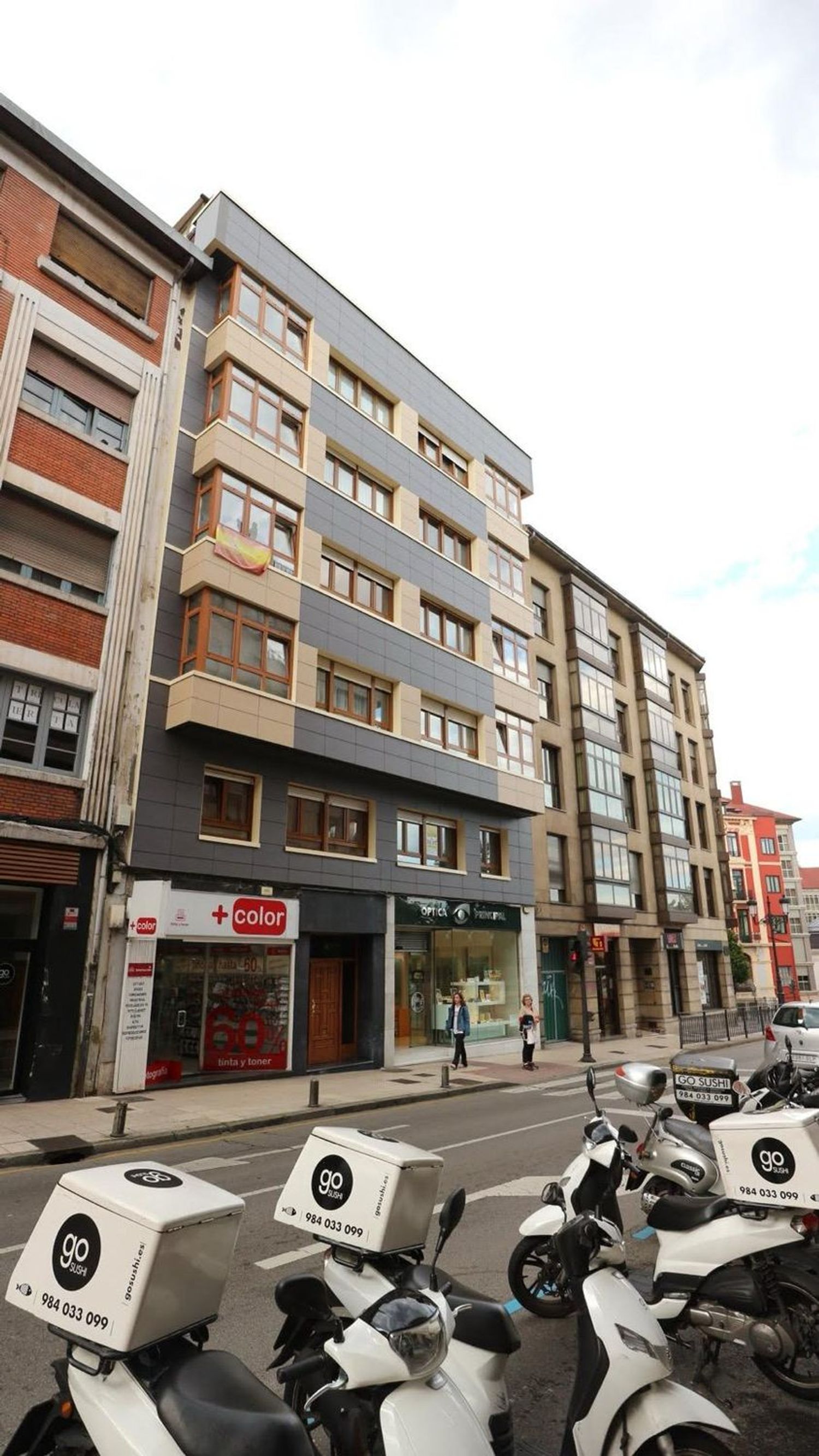 Alquiler de Piso en Calle de Campomanes, 4, Fontán, Oviedo | 900 € | Kelify