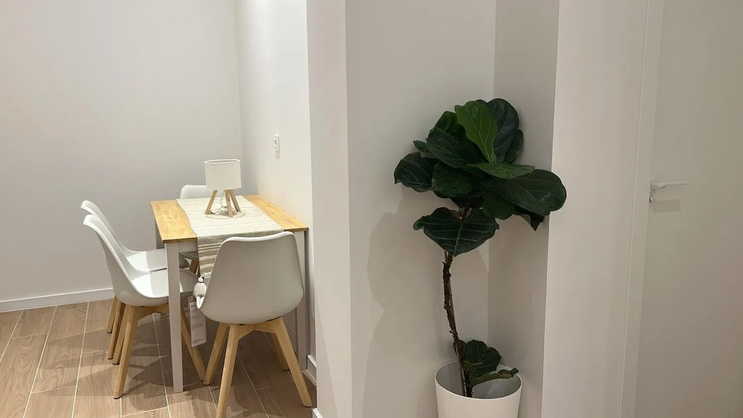 Alquiler de Estudio en calle de Perez de Rozas, 44, Los Hoteles-Rambla ...