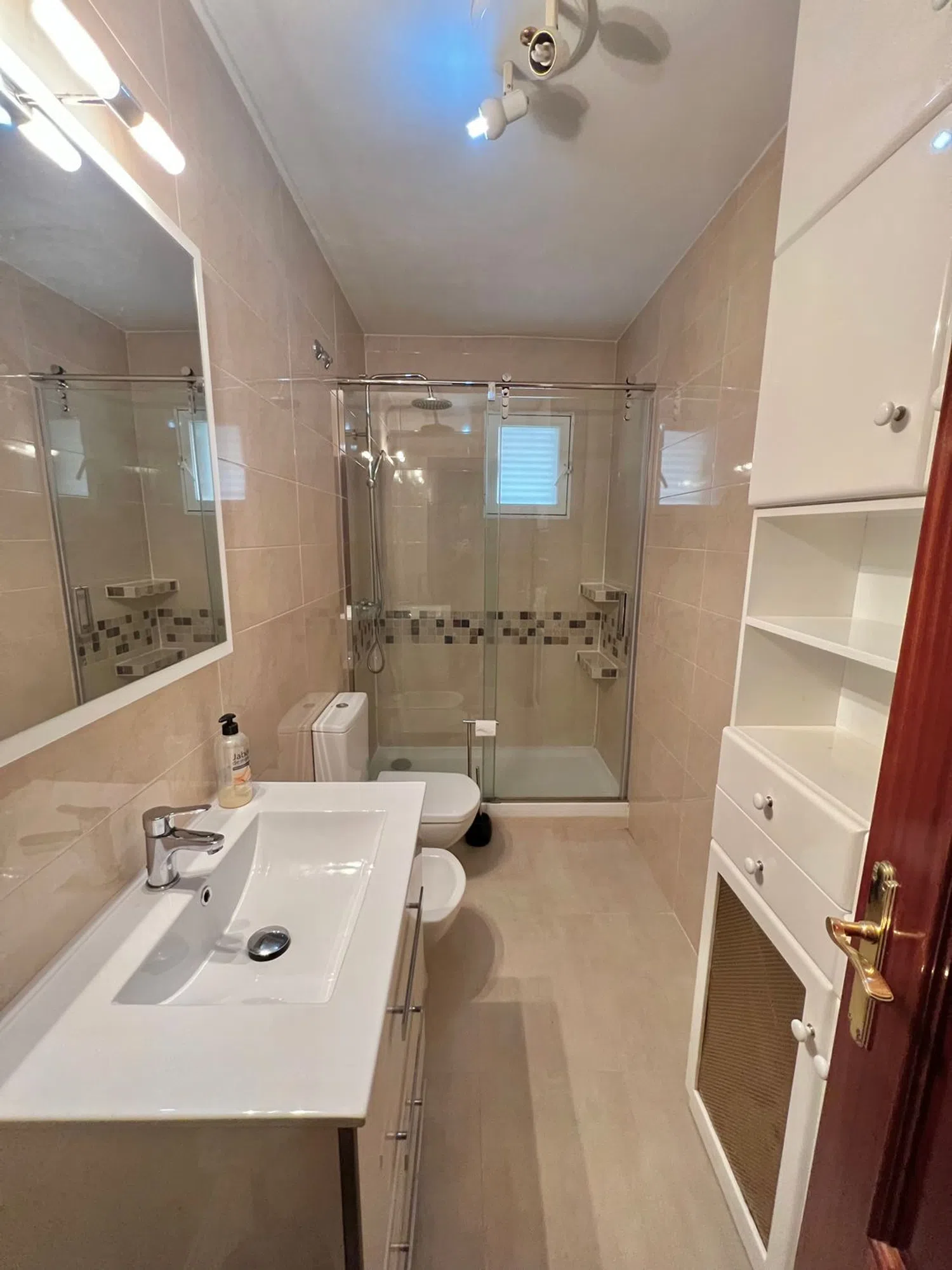 Alquiler de Chalet pareado en La Ermita, Parla | 1.500 € | Kelify