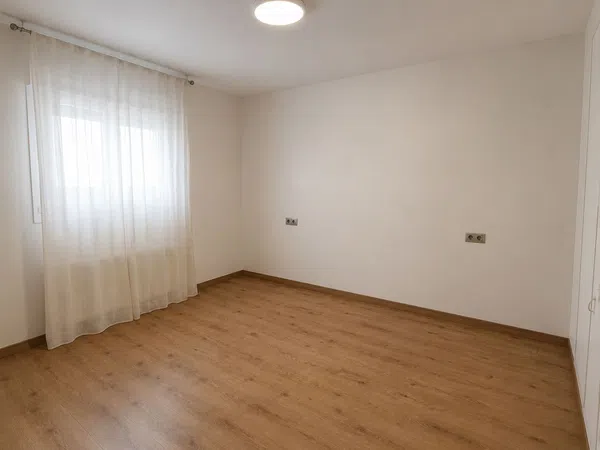 Venta de Piso en Calle Monte Ibañeta, 3, Santa María La Real, Pamplona ...