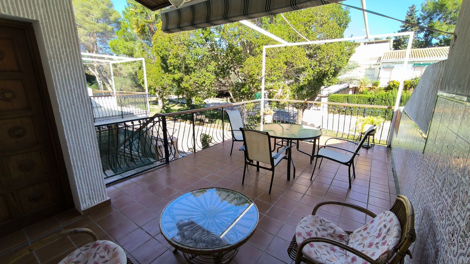 Venta de Chalet adosado en Calle Rube Darío Cmor, 42, Campoamor ...