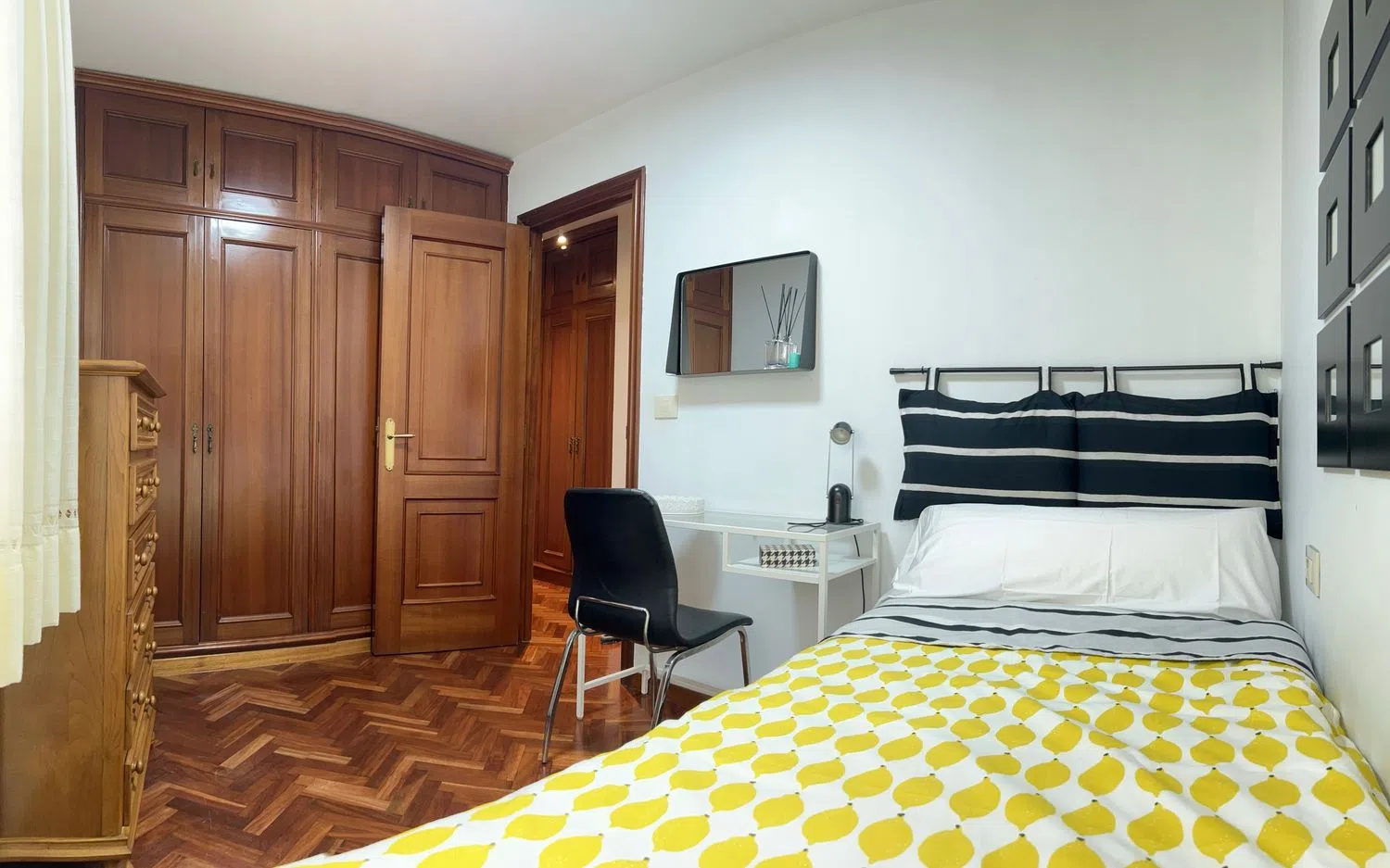 Alquiler de Piso en avenida Finisterre, 67, Juan Flórez-San Pablo, A ...