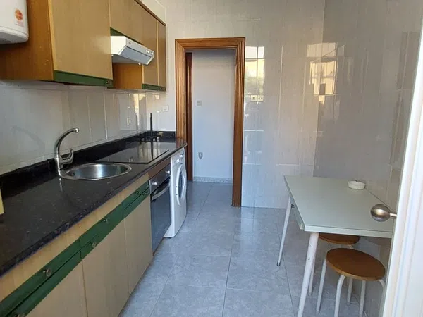 Alquiler de Estudio en Avenida de la Merced, 88, Capuchinos-Glorieta-C ...