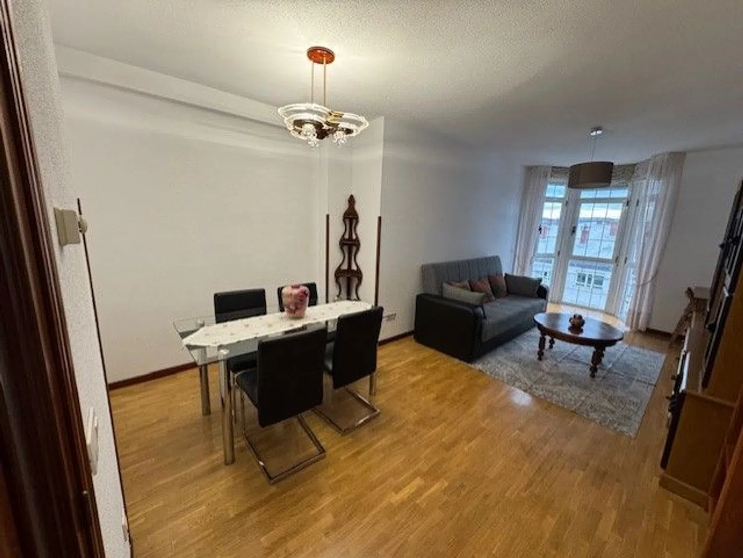 Alquiler de Piso, Corredoria-La Carisa-Prado de La Vega, Oviedo | 800 ...