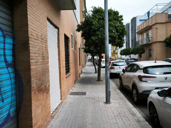 Alquiler de Local en Calle Mamá Margarita, 16, Arroyo - Santa Justa ...