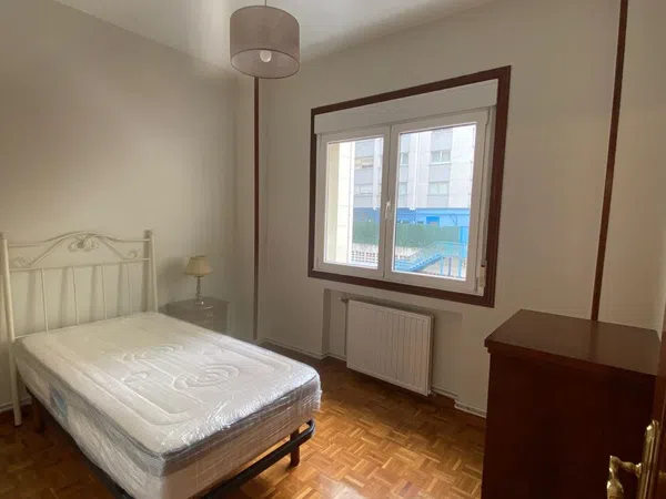 Alquiler de Piso en Calle Antonio Viñes, 20, A Coruña | 800 € | Kelify