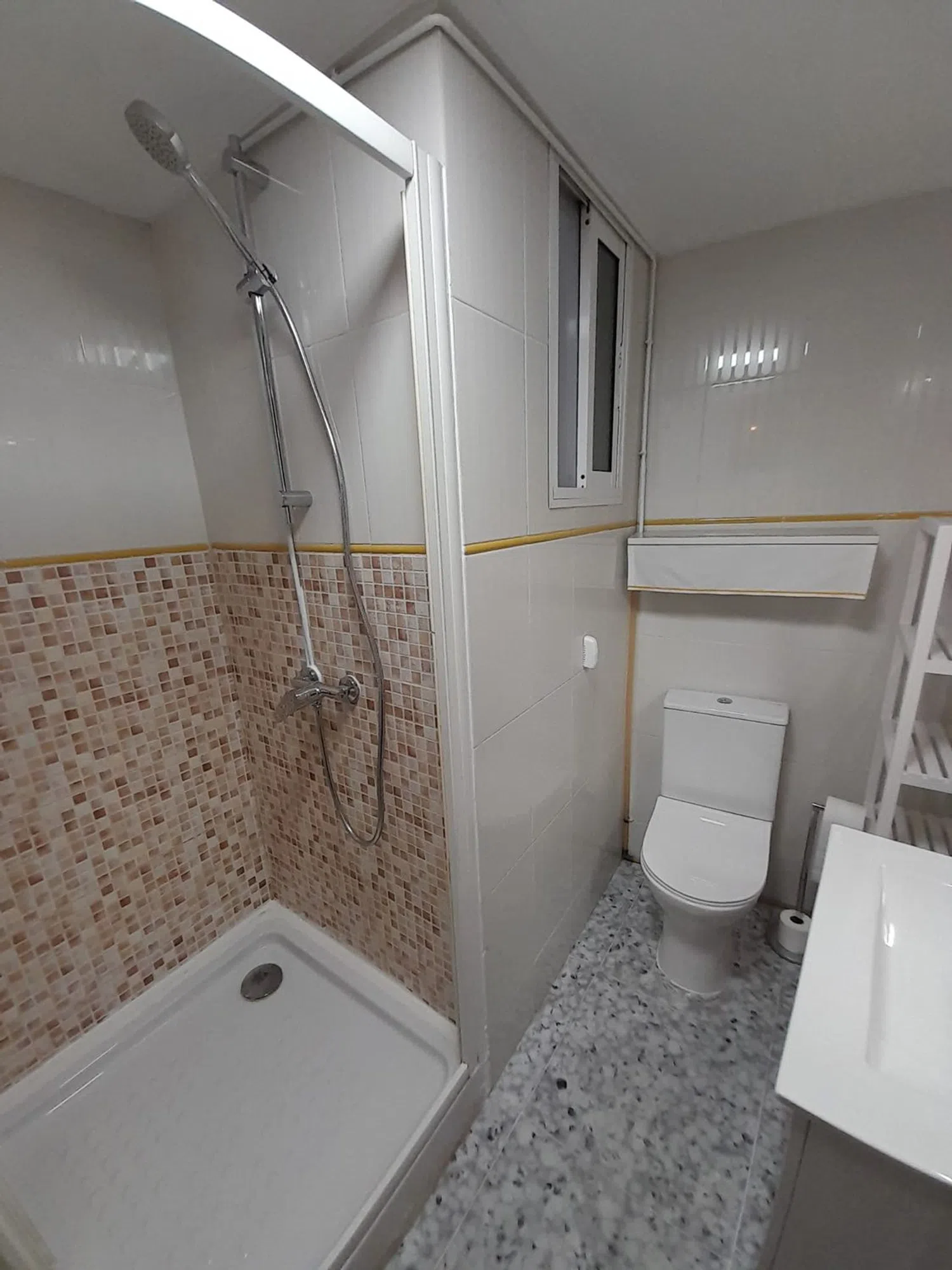 Alquiler de Piso en calle Hermanos Hurus, 6, San José Alto, Zaragoza ...