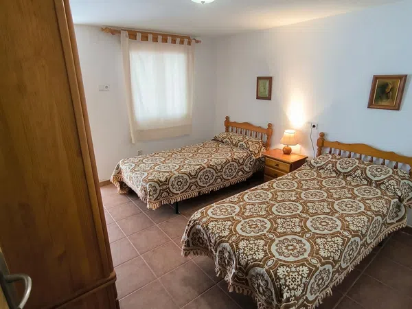 Venta de Chalet adosado en Calle Rube Darío Cmor, 42, Campoamor ...