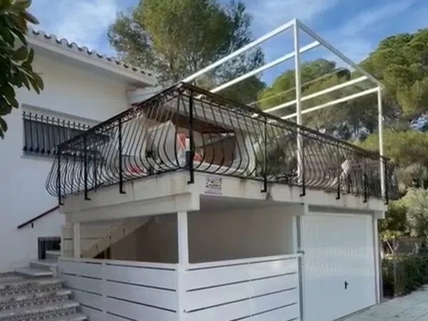 Venta de Chalet adosado en Calle Rube Darío Cmor, 35, Campoamor ...